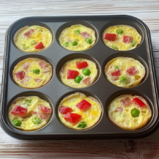 Mini Breakfast Omelets – Beth's Quick Bites